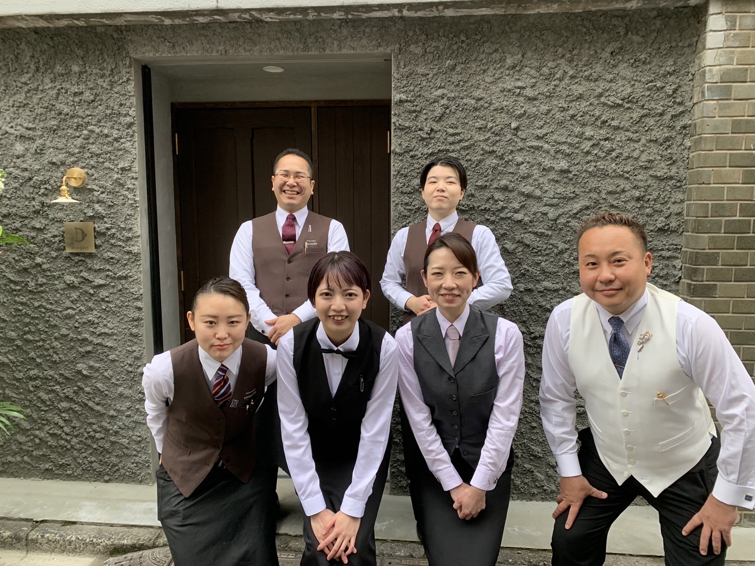 BAR DIMPLES開店 - panacee